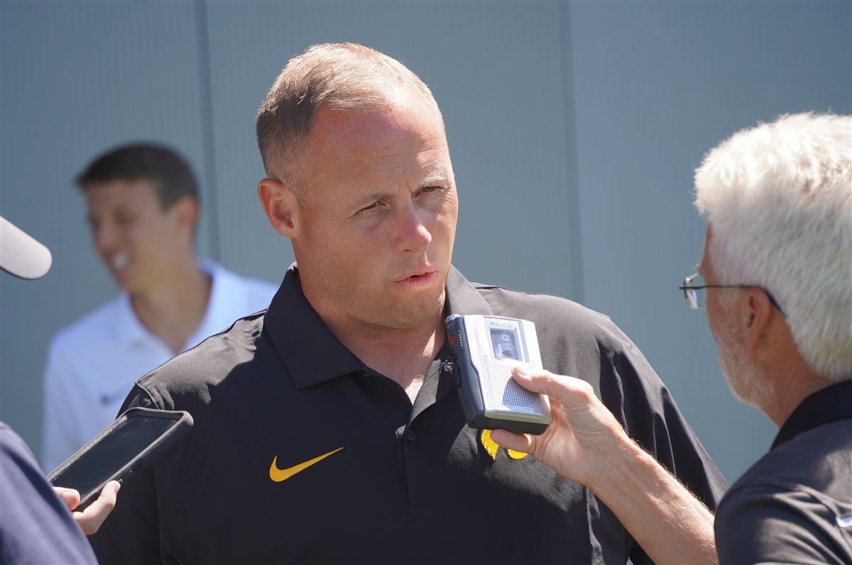 Iowa Football: Seth Wallace earns promotion, Phil Parker gets a raise ...