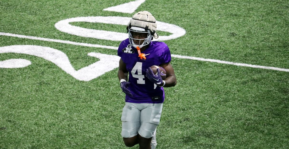 Highlights and photos from Kansas State's Tuesday morning football practice