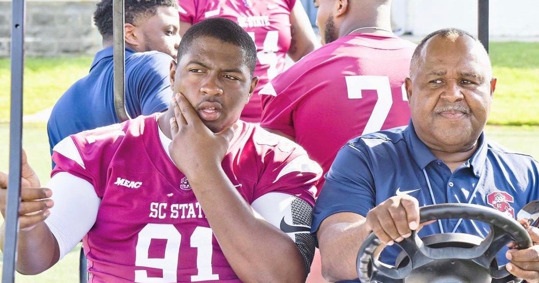 Quick change for transfer Rod Perry, who levels up with Illini