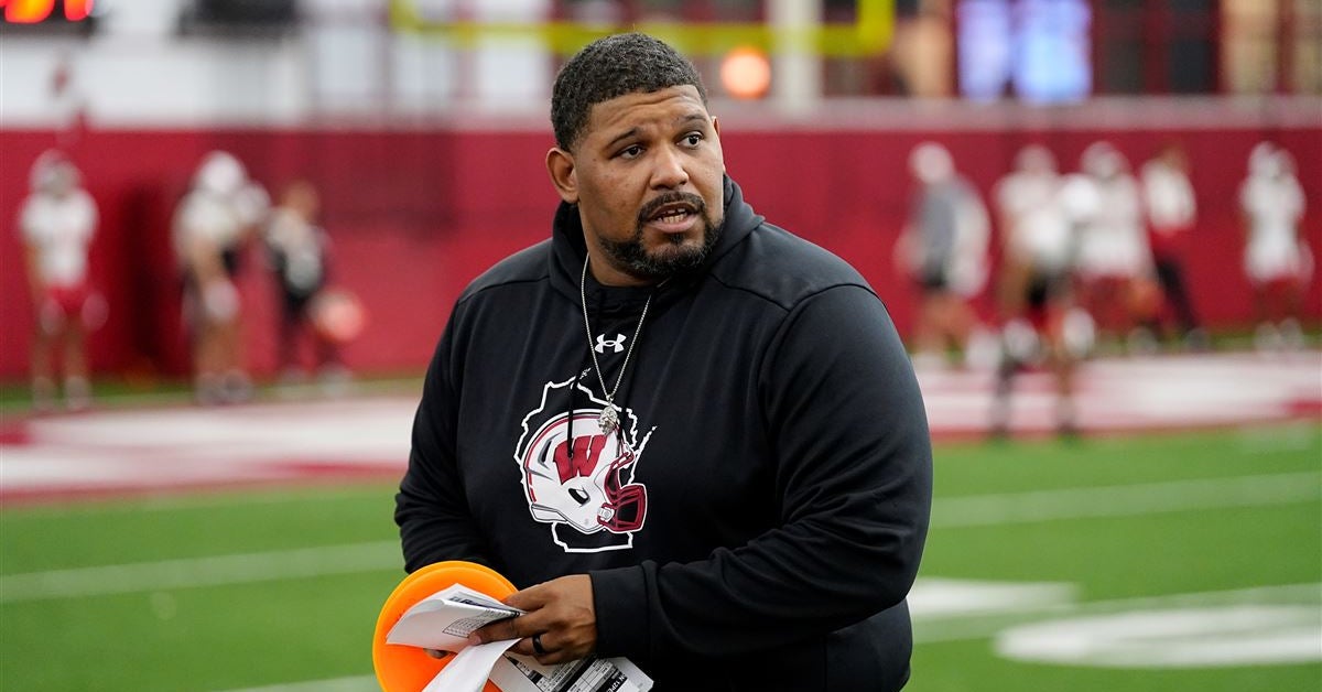 Everything DL Coach EJ Whitlow said after Fall Camp Wednesday