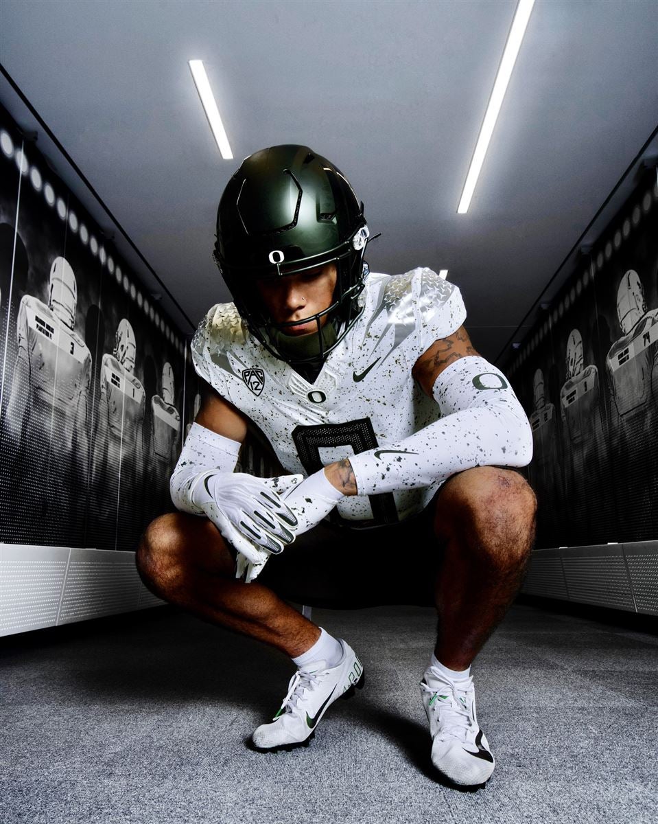 No. 8 Oregon announces uniforms for Week 10 vs. Colorado