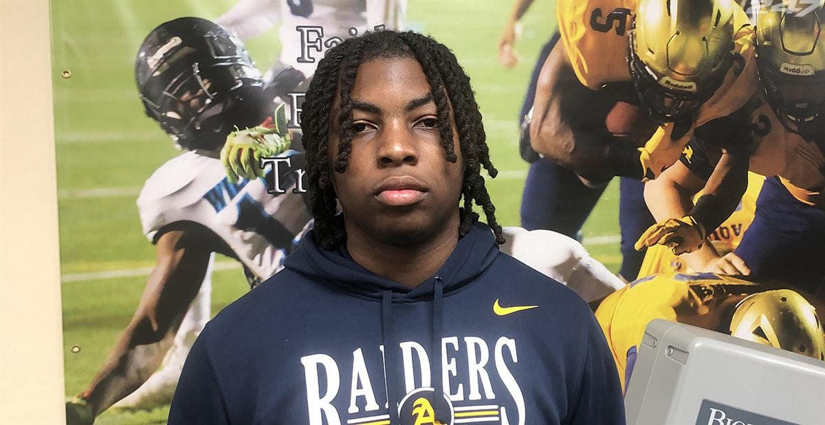 Florida edge Richard Scott discusses in-state offers