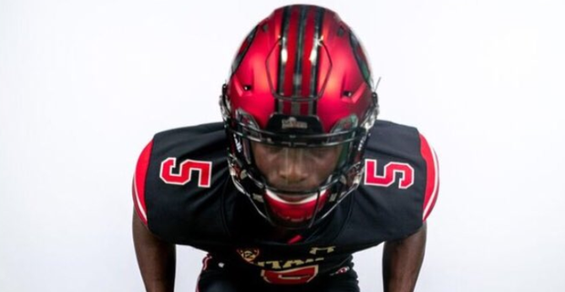 Texas DB Aaron Lowe Commits to Utah Football