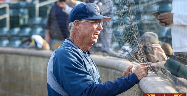 Gillespie's encouragement helped propel eventual USC successor Gillespie's encouragement helped propel eventual USC successor