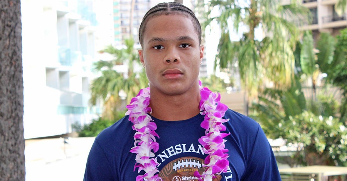 IMG Academy five-star edge rusher Zyron Forstall hearing the pitch from ...