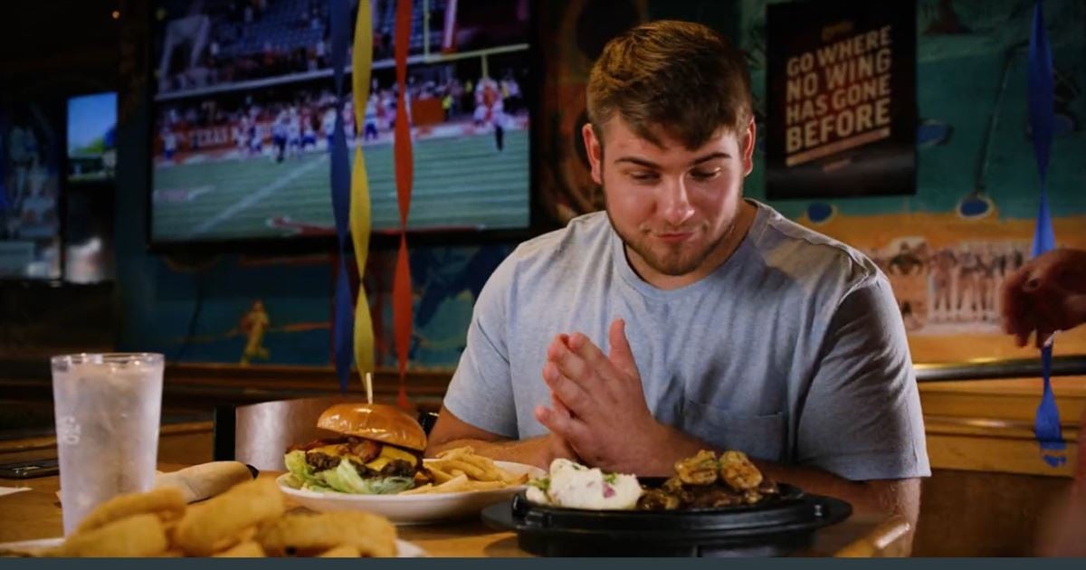 Kansas walk-on Jared Casey stars in Applebee's commercial after game ...