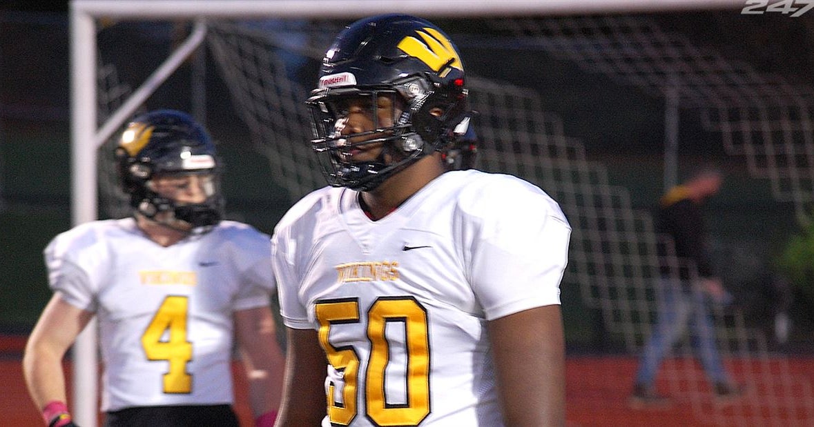 WATCH: DE Robert Jackson shows athleticism is opener