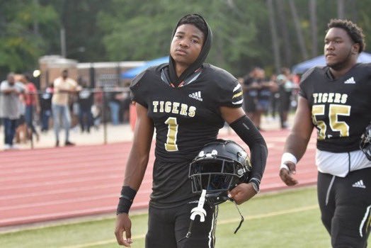 LSU enters the mix for 2025 ATH Steve Miller