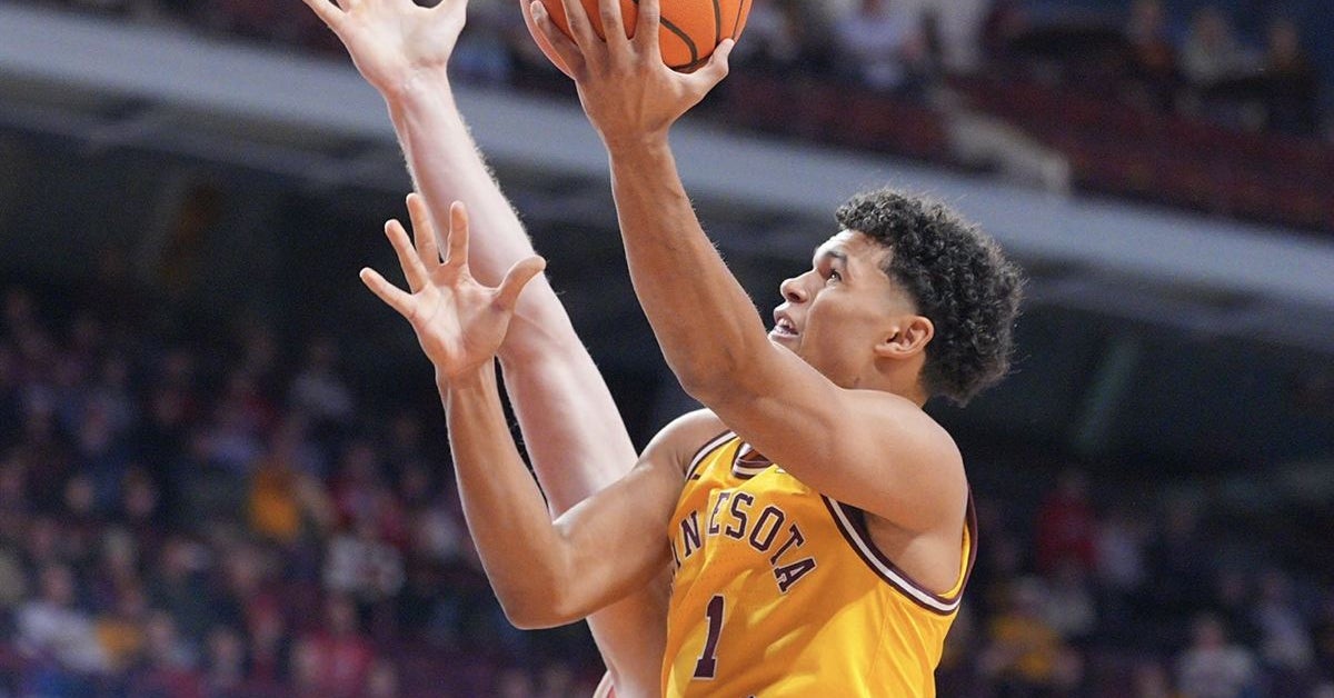 Wisconsin Beats Minnesota at the Buzzer 78-75