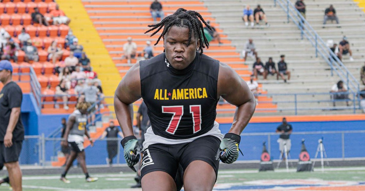 Clemson offers Ray-Ray McCloud's brother, who sets official visit