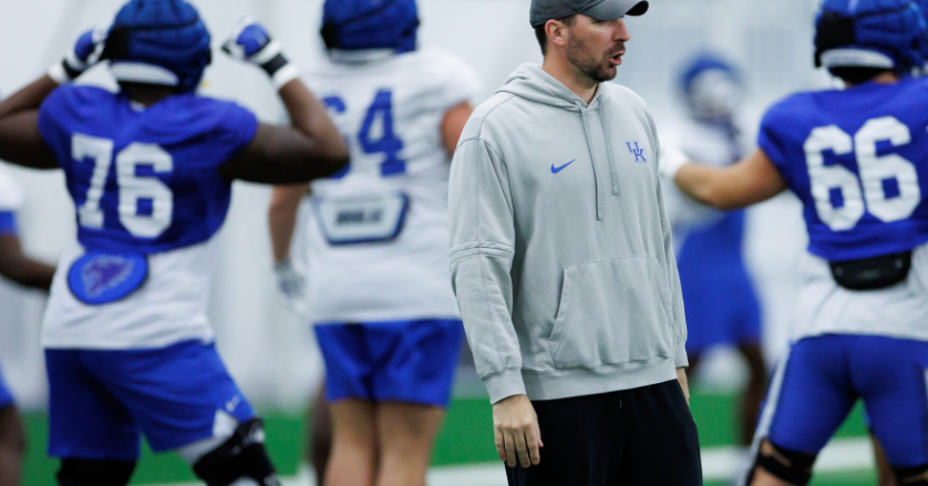 Texas A&M set to hire Kentucky TEs coach Derek Shay, replace departing ...