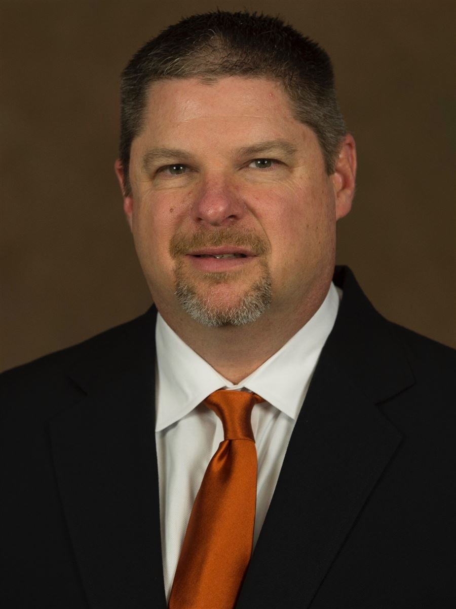 Corby Meekins, Tight Ends Coach (FB), Houston Cougars