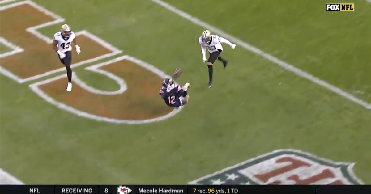 WATCH: Allen Robinson makes diving TD catch for Chicago Bears