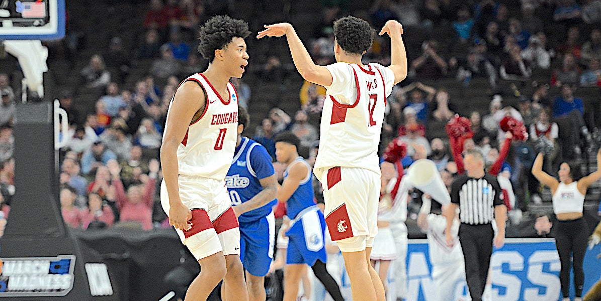 Isaiah Watts breaks down stone cold 3-pointer to power Cougs' win over ...