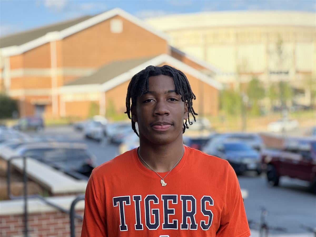 Already committed, Top247 DB Jayden Lewis 'falling more in love' with ...