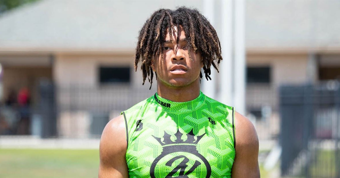 Stiff competition in the race for three-star WR Tyler Williams