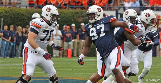 Leff signs with NFL team
