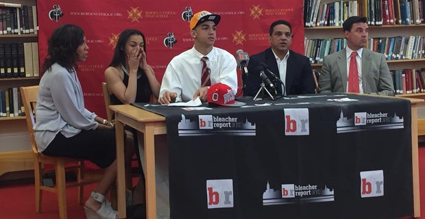 Video: Guarantano chooses Tennessee