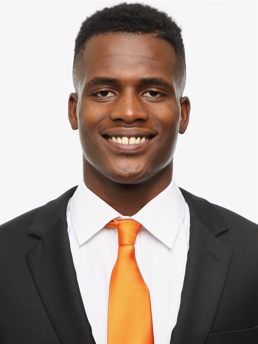 Maleik Gray Profile Photos