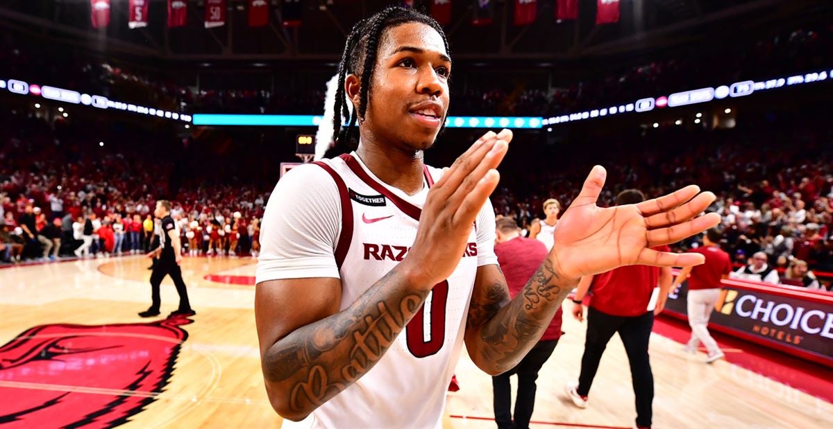 Khalif Battle thriving in unique role for Razorbacks