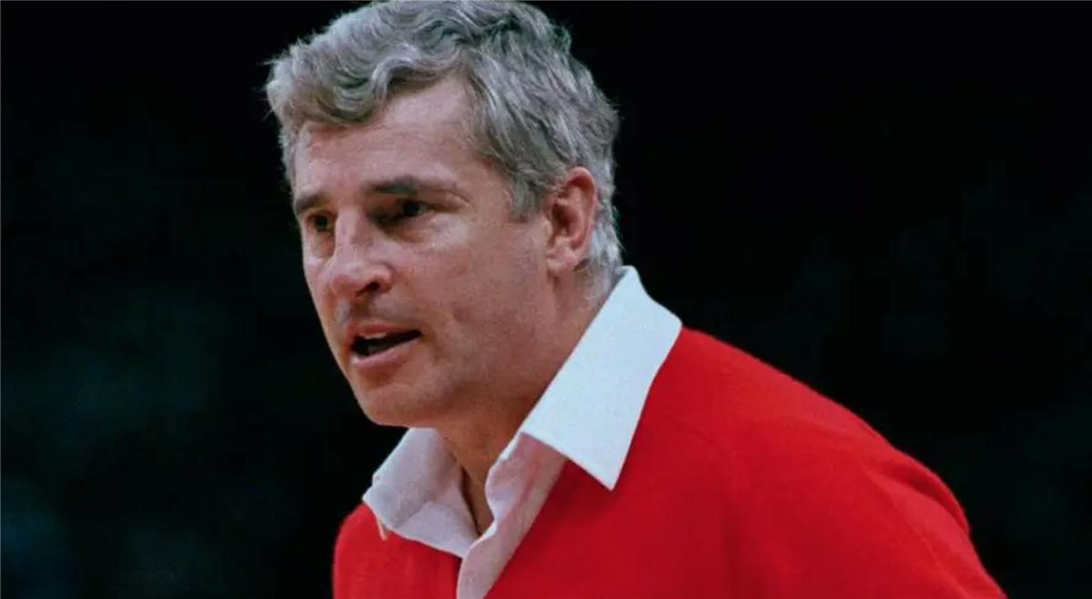 'They were the standard': Legendary IU coach Bob Knight honored by ...