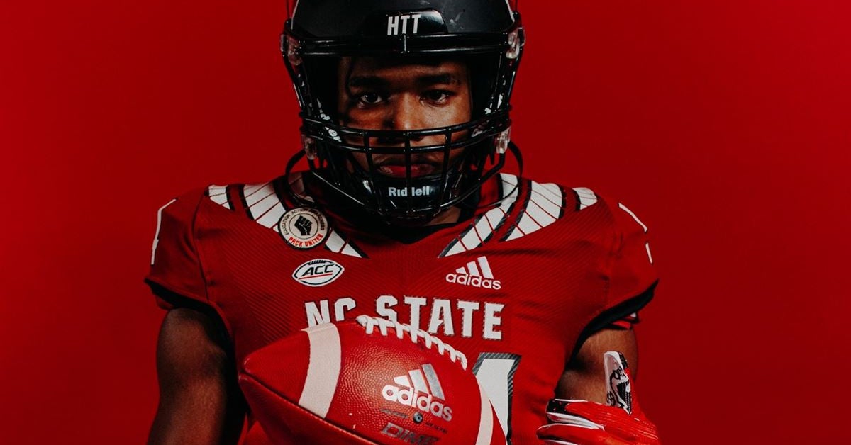 Inside the game of NC State OL commit Darion Rivers