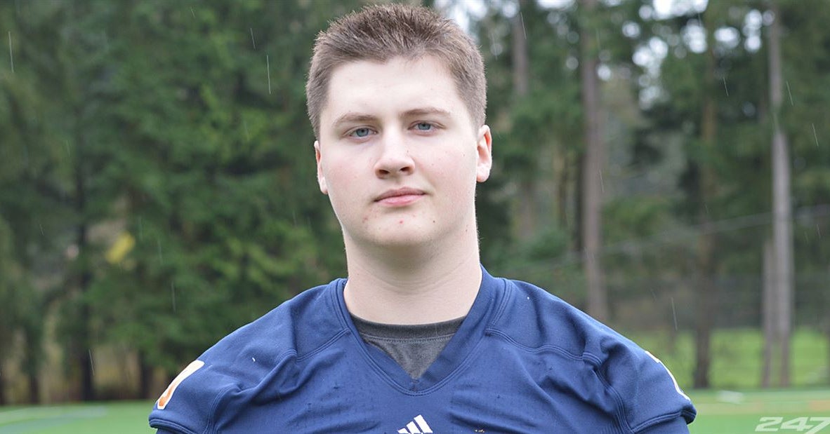 OL Garrett Wallace staying active on recruiting trail