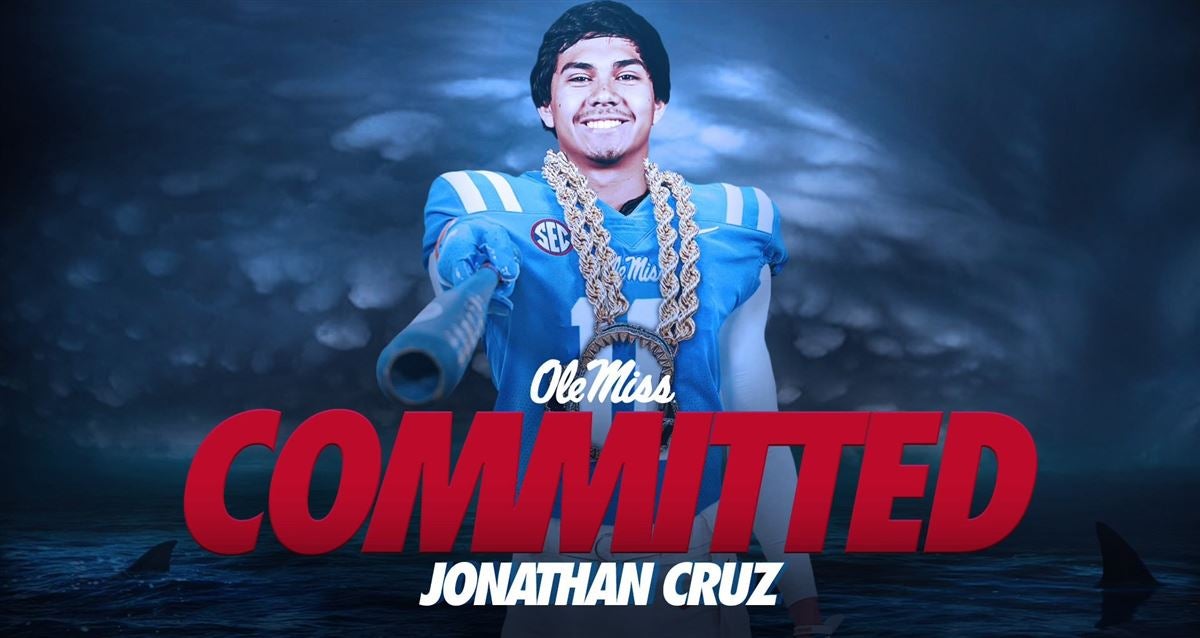 Ole Miss picks up commitment from All-CUSA kicker Jonathan Cruz