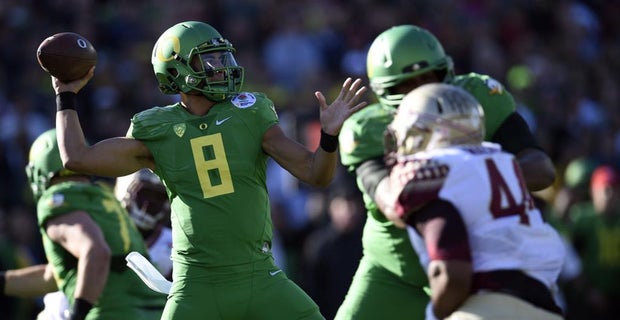 Oregon football's history with national award nominations and wins