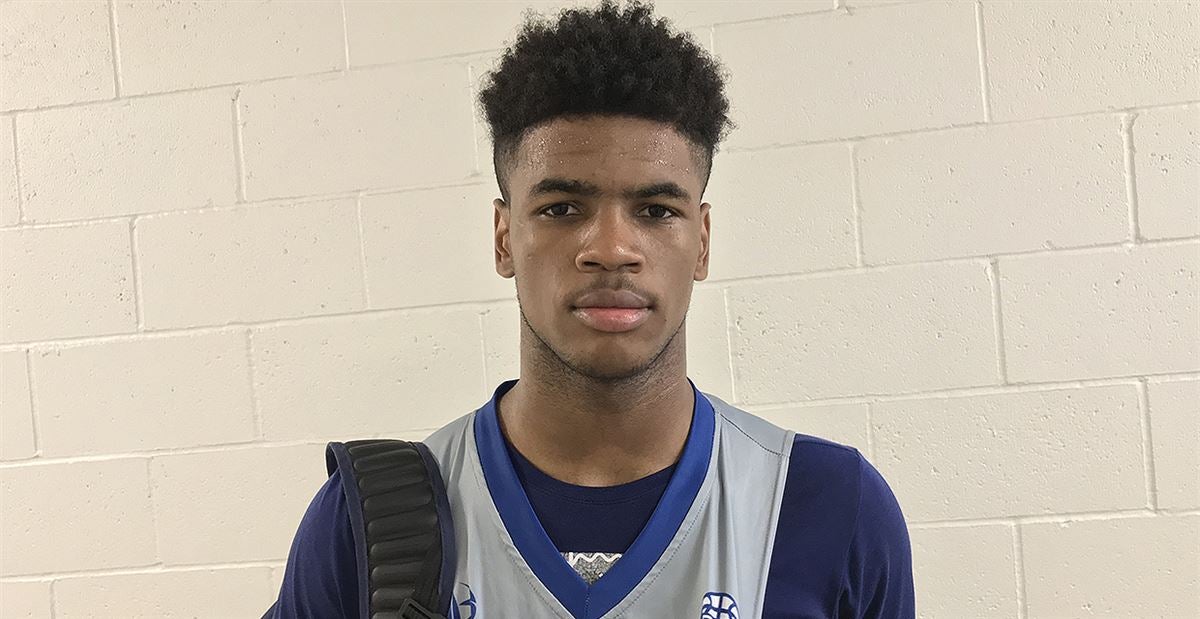 Ole Miss Lands Potential T.D. Successor in Luis Rodriguez