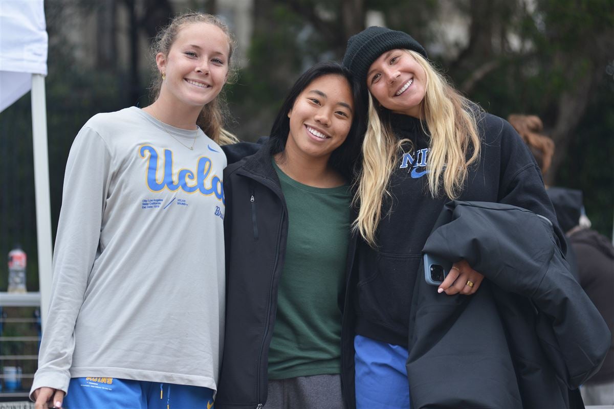 Photo Gallery: Beach Volleyball sweeps Cal Poly and Grand Canyon