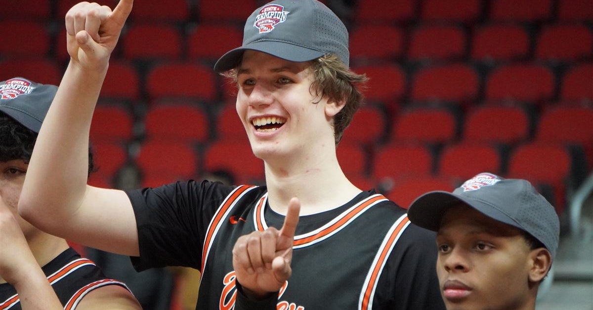 2025 Intro: West Des Moines Valley center Trevin Jirak