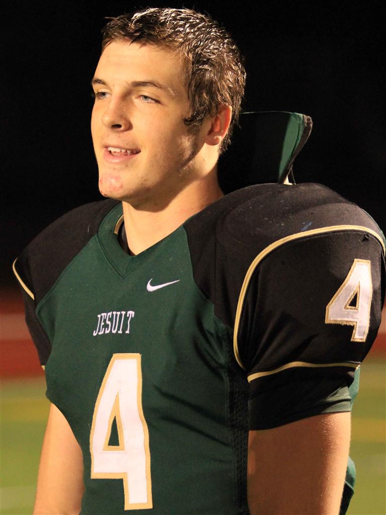 Huskies offer Alfieri