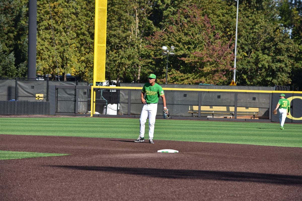Photos from the first fall scrimmage for Oregon baseball