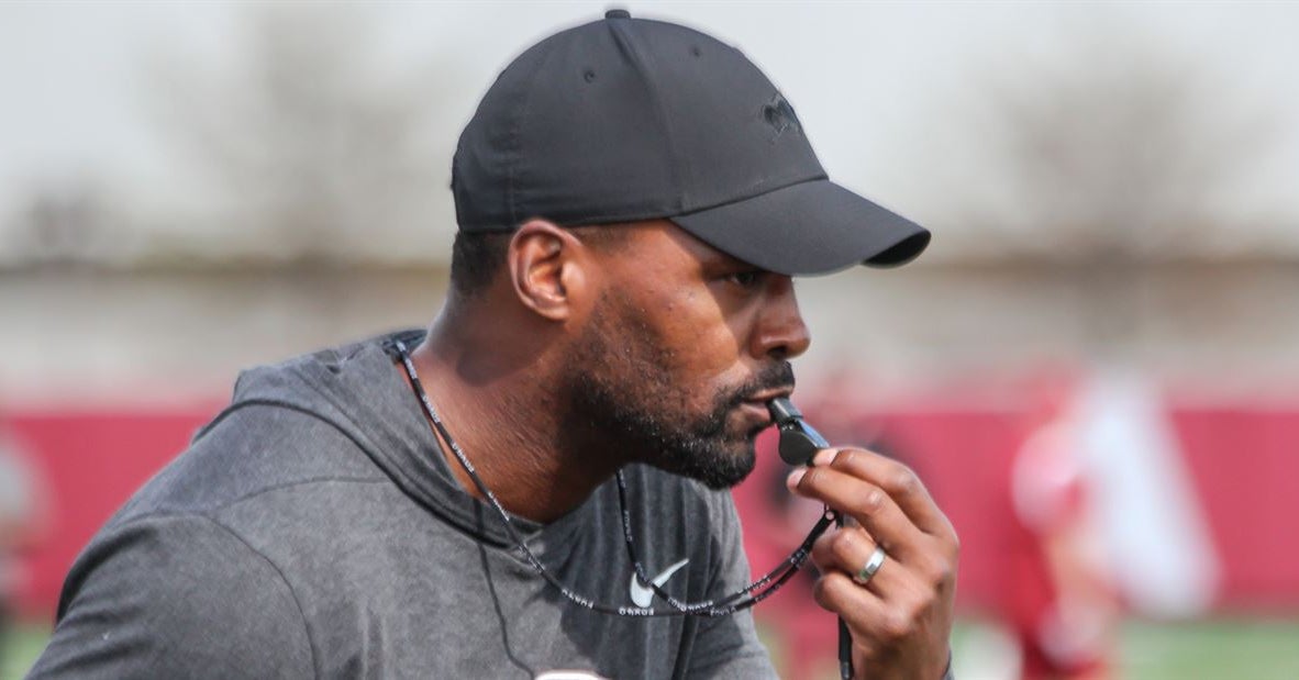 Utah State transfer Anthony Switzer chooses Arkansas