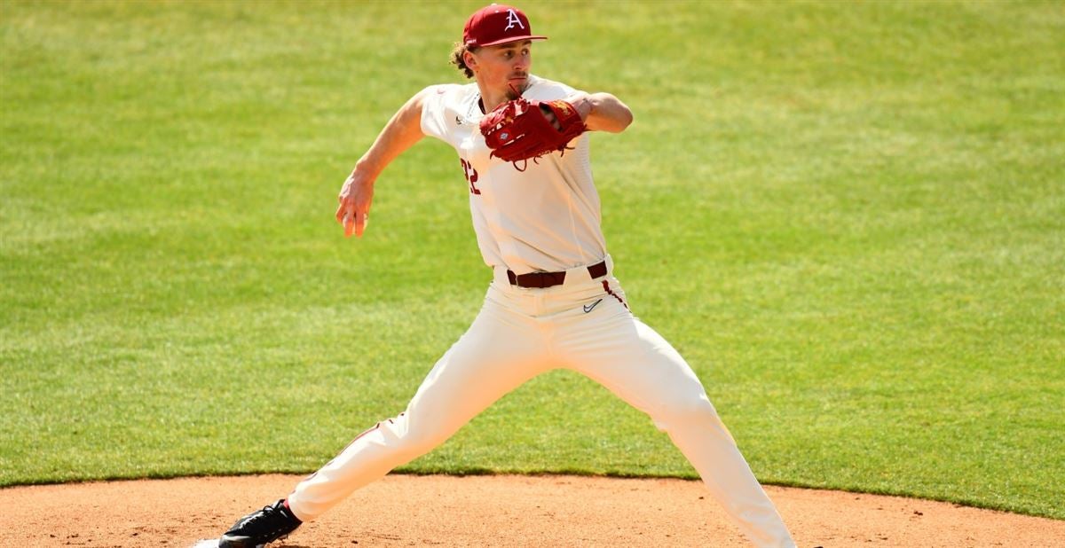 Jaxon Wiggins becoming X-factor for Arkansas pitching staff