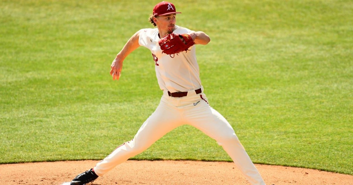 Jaxon Wiggins becoming X-factor for Arkansas pitching staff