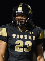 Kamore Harris, B.B. Comer, Athlete