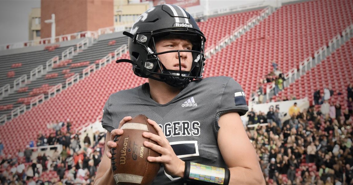 Elite quarterback Devin Brown commits to Ohio State