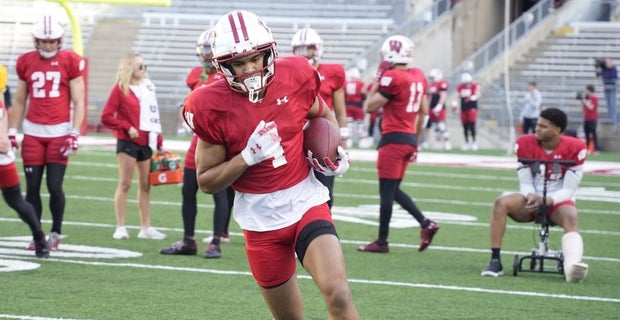 Badgers first to offer Dakovich