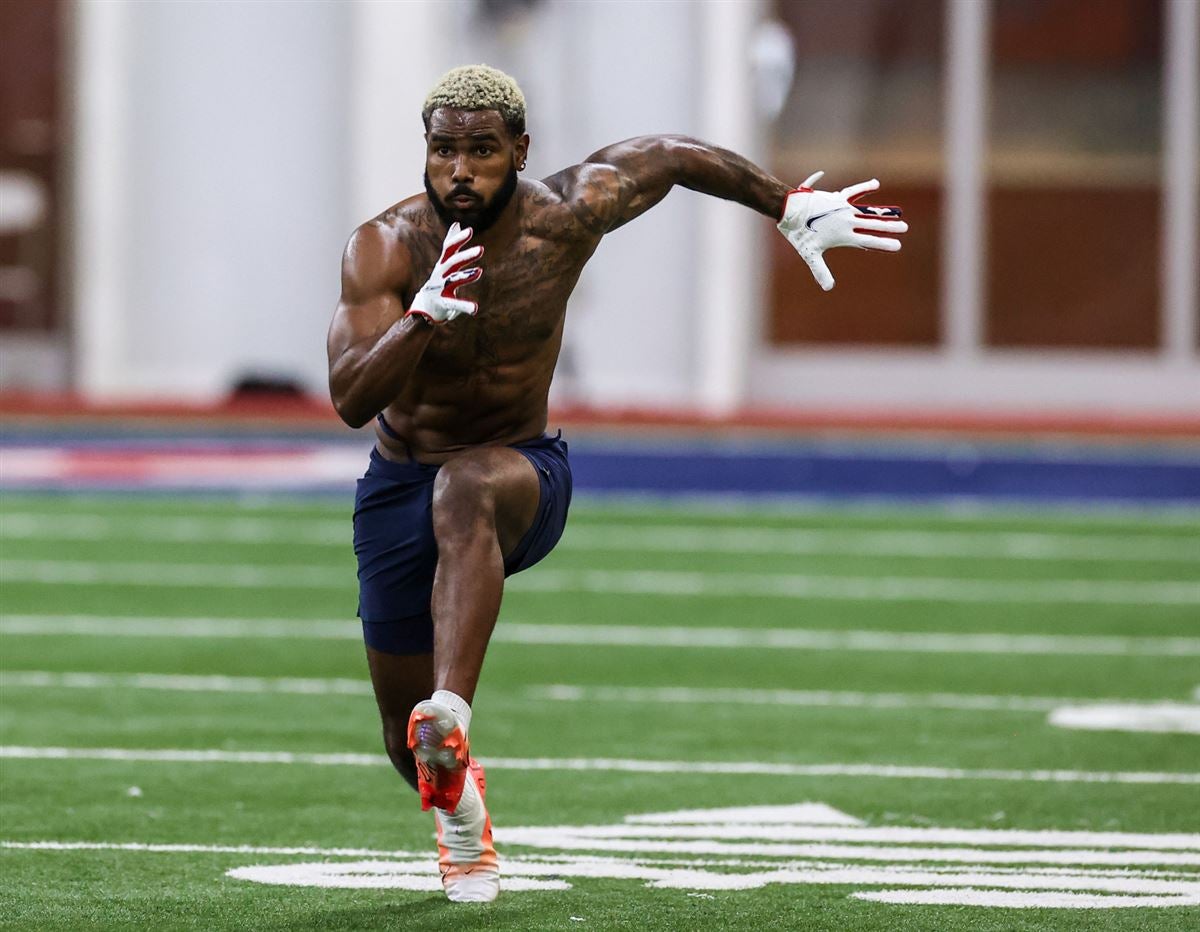 Photos: Elijah Moore puts on a show at Ole Miss Pro Day
