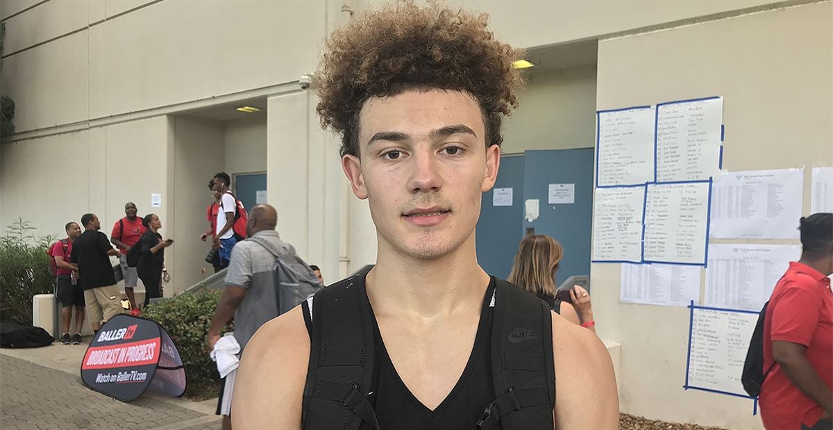 Devin Askew: 2021 Mater Dei CG holds early offer