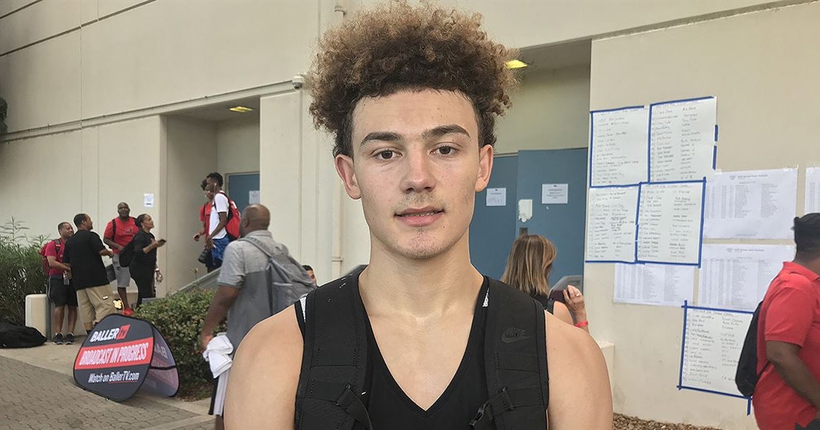 Devin Askew: 2021 Mater Dei CG holds early offer