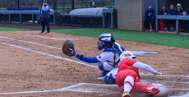 No. 14 Ole Miss softball fades in late innings, drops series at Kentucky