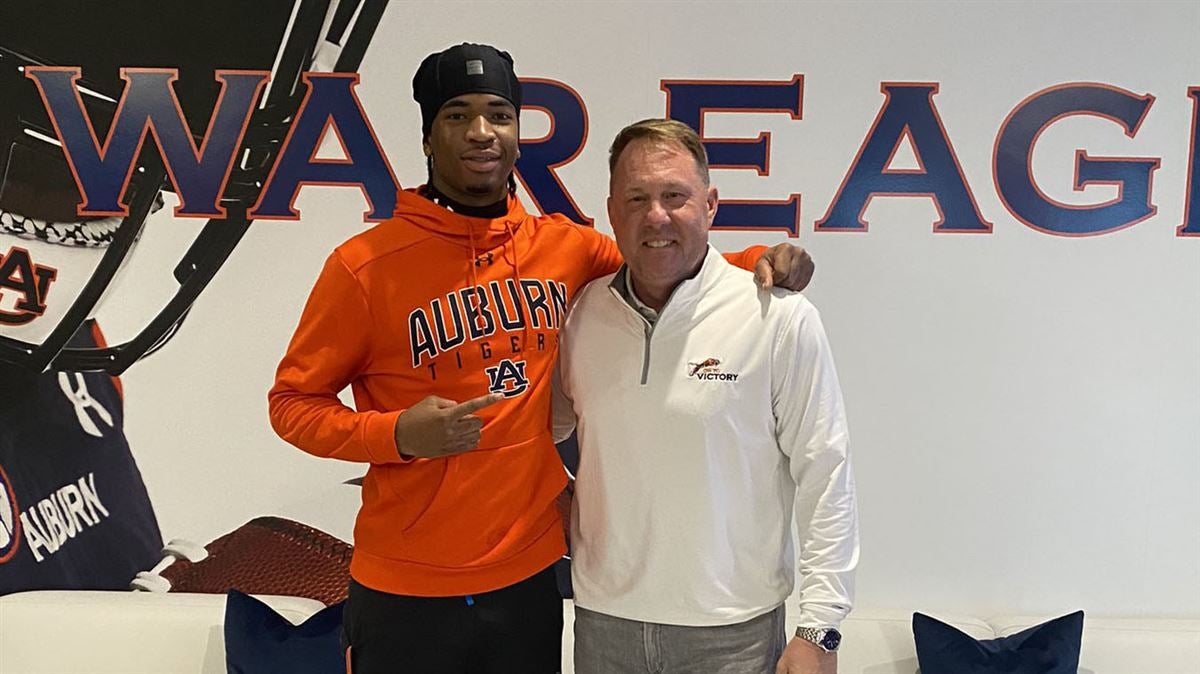 5-star DB Zelus Hicks visits again: 'I’m definitely going to be back as ...