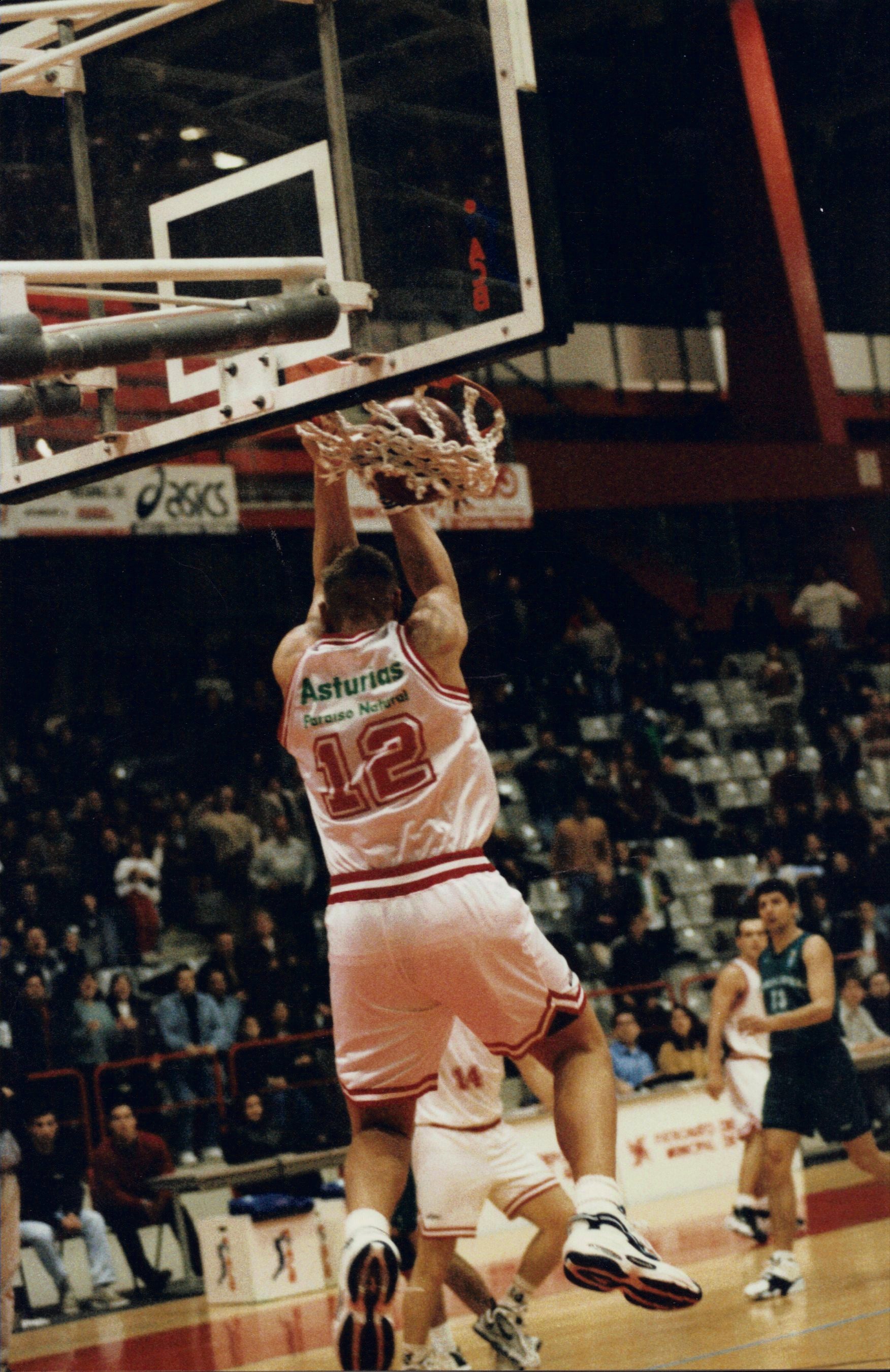 Flashback, Chad Varga