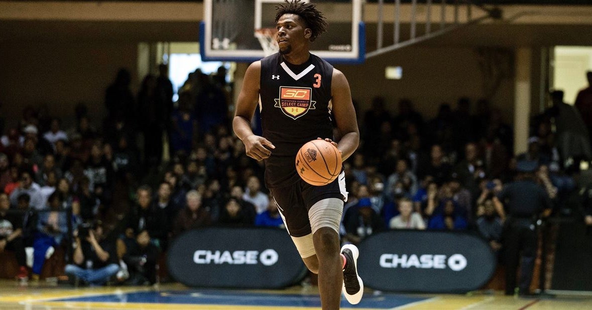 SIGNED: Naz Reid officially an LSU Tiger