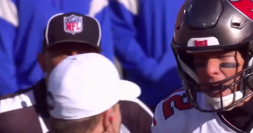 Referee Shawn Hochuli explains Tom Brady unsportsmanlike conduct penalty