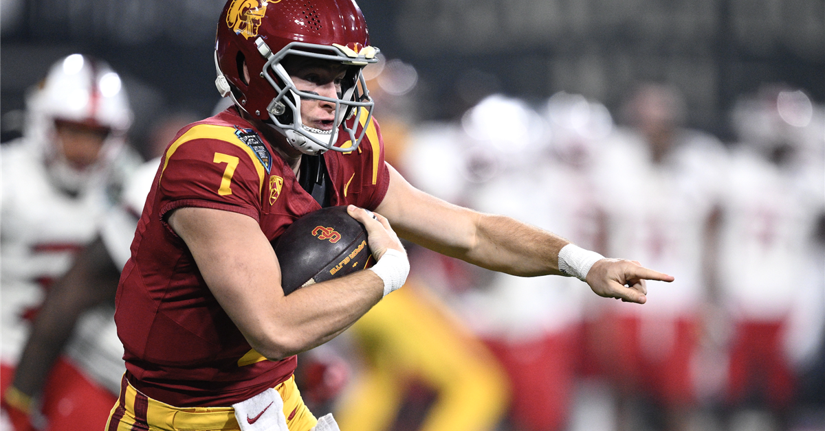 One-on-one with USC quarterback Miller Moss at the Elite 11 Finals