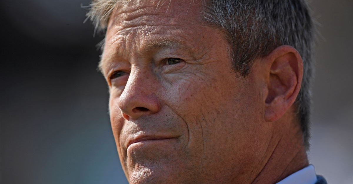 Report: Cal's Jim Knowlton, WSU's Pat Chun interviewed for Northwestern ...